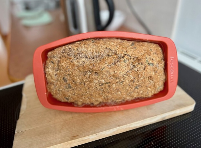 Spelt Bread with Seed Mix - Albert eldar